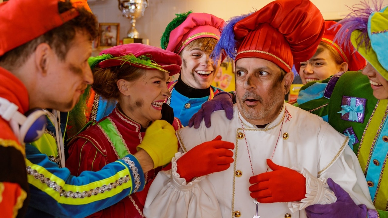 De Grote Sinterklaasfilm : Stampij in de bakkerij (2024) - Film and ...